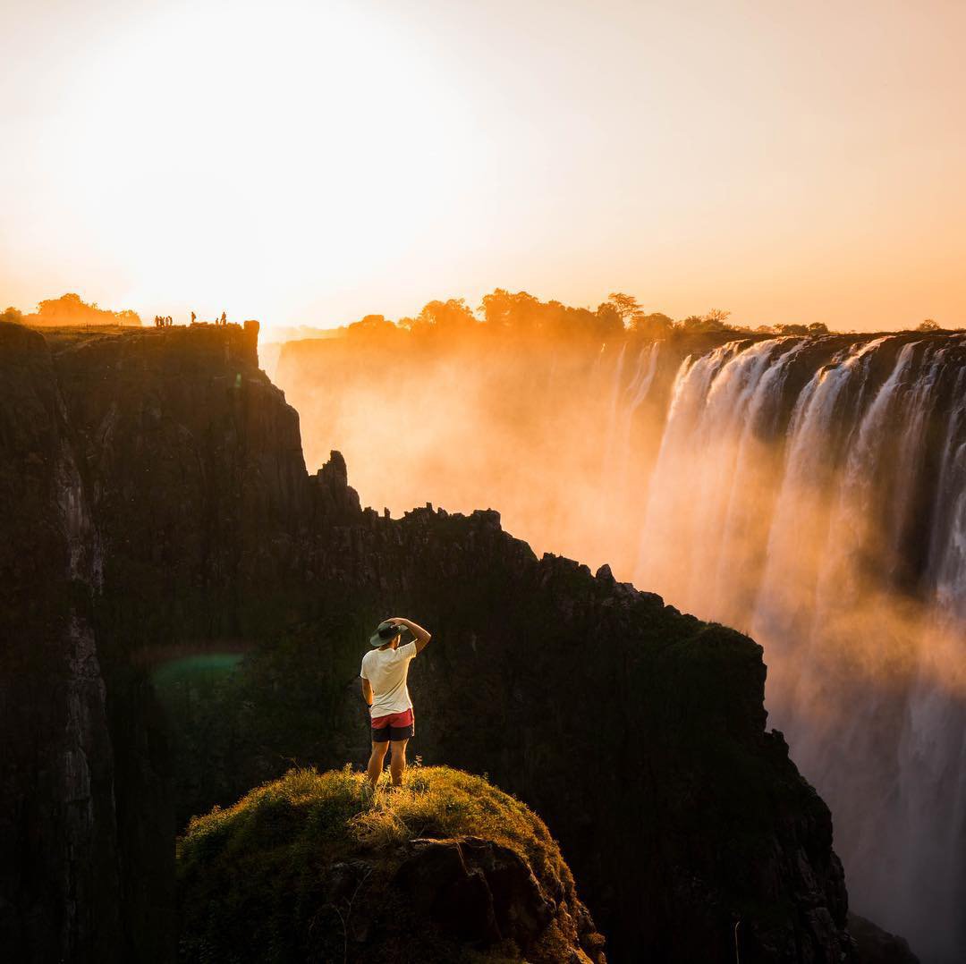 Meet the Spaniard Traveling to Every Country in the World